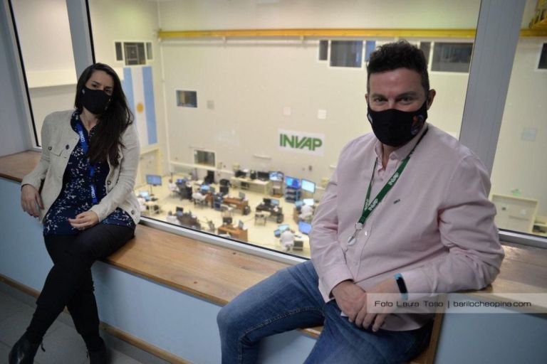 "Trabajamos mucho para esto", dicen desde Invap a pocas horas del ...